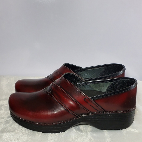Abeo | Shoes | Abeo Womens Size 75n Burgundy Leather Clogs | Poshmark